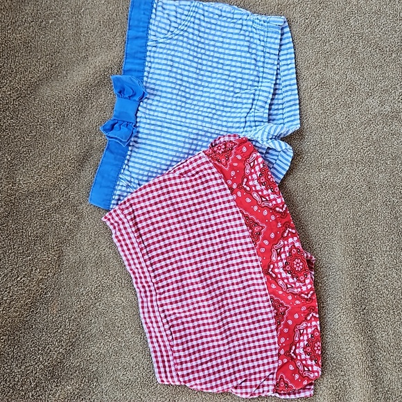 Bottoms | Lot Of 2 Infant Shorts 12 Months Stripedplaid T2 | Poshmark